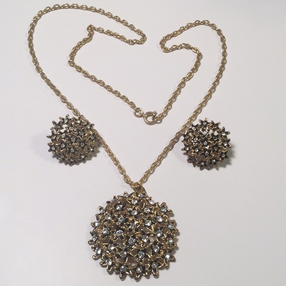 Vintage | Jewelry | Vintage Rhinestone Necklace Earrings | Poshmark